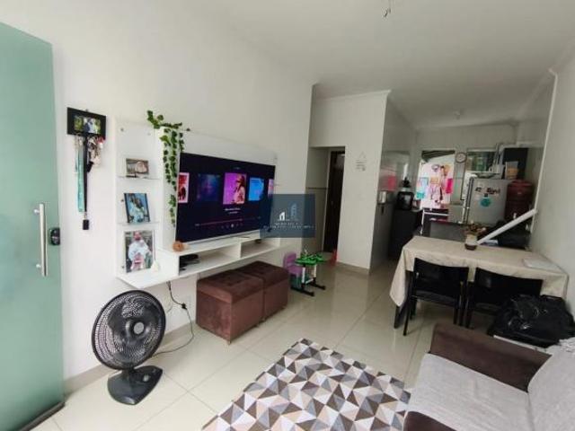 VENDO CASA GEMINADA NO BAIRRO XANGRI LÁ ACABAMENTO EXCELENTE!