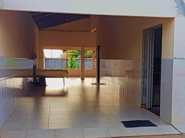 Vendo casa jardim riviera Aparecida GO 4 quantos sendo 2 suítes rea, lote 406 m² Casa de Rua com 4 Q