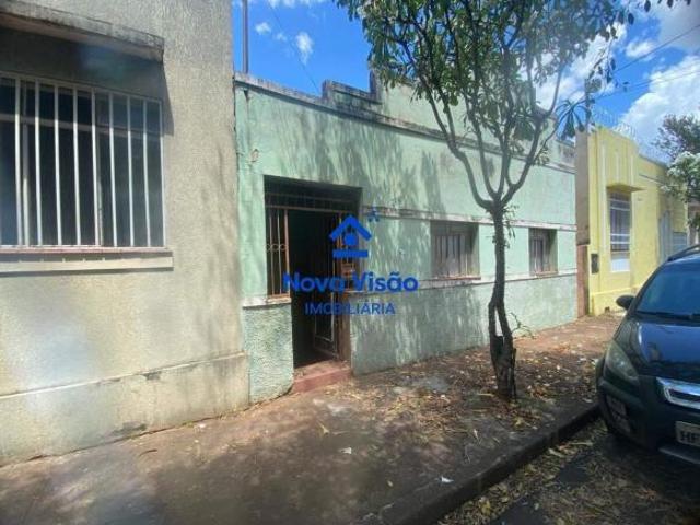 Vendo Casa Para Demolição Excelente Oportunidade! Bairro Fabrício