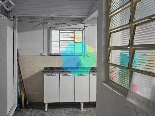 Vendo casa próxima à Rodoviária de Salto Ótima localização!