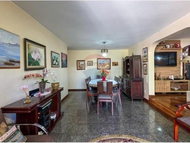 Vendo Casa QE 15 Conjunto Y Guará II 4 quartos 2 suítes