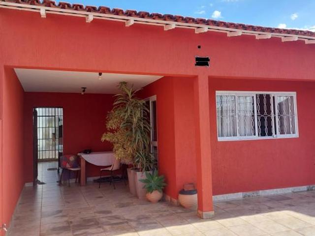Vendo casa QNG 36