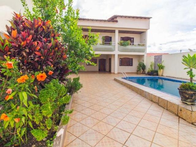 VENDO CASA QND 32 TAGUATINGA PROXIMO A PRAÇA DO BICALHO