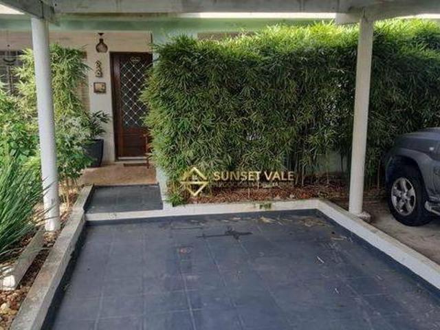Vendo Casa Residencial / Comercial no Jardim Jacinto em Jacareí/SP