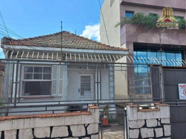 Vendo casa residencial e ou comercial bem próximo a Avenida Farrapos no Quarto Distrito