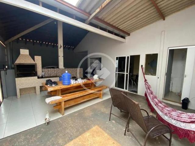 Vendo casa térrea 🏠  2 quartos