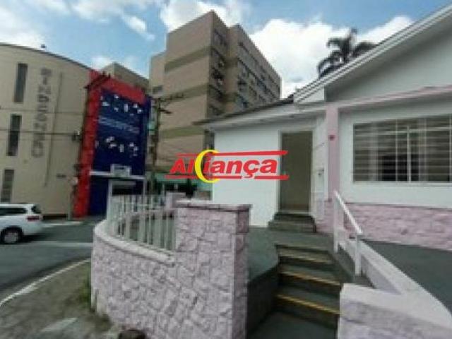 Vendo Casa Térrea de Esquina Residencial ou Comercial Centro de Guarulhos com 247 m²