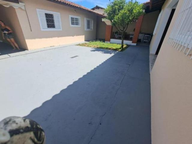 Vendo casa térrea no Indaiá Caraguatatuba SP