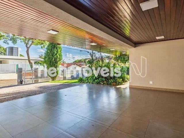 Vendo casa térrea QL 14 Lago Norte