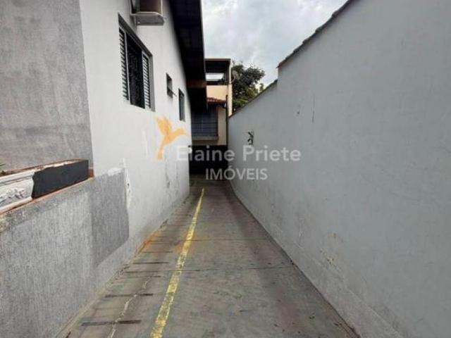VENDO CASA 04 DORMITÓRIOS – JARDIM CARLOS GOMES – PIRASSUNUNGA