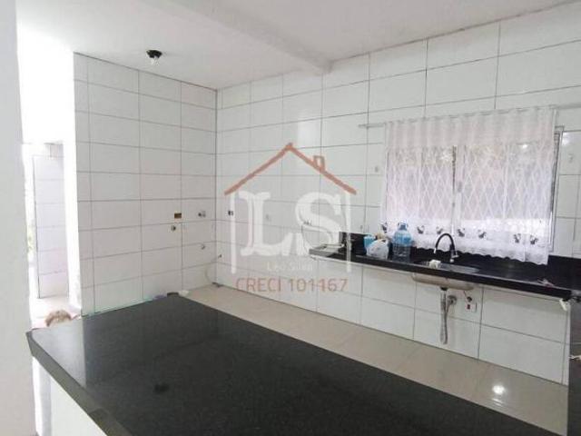 VENDO CASA 350M² A 2.5KM DO CENTRO