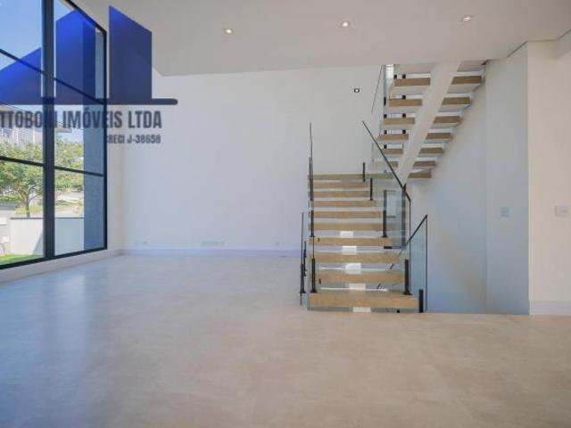 VENDO CASA 4 DORMS, 4 SUÍTES A/C: 720 M² Valor: R$4.434.000,00
