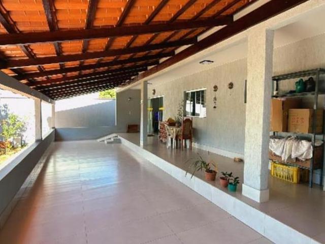VENDO CASA 4 QUARTOS CASAS ESTILO COLONIAL NA VICENTE PIRES RUA 8