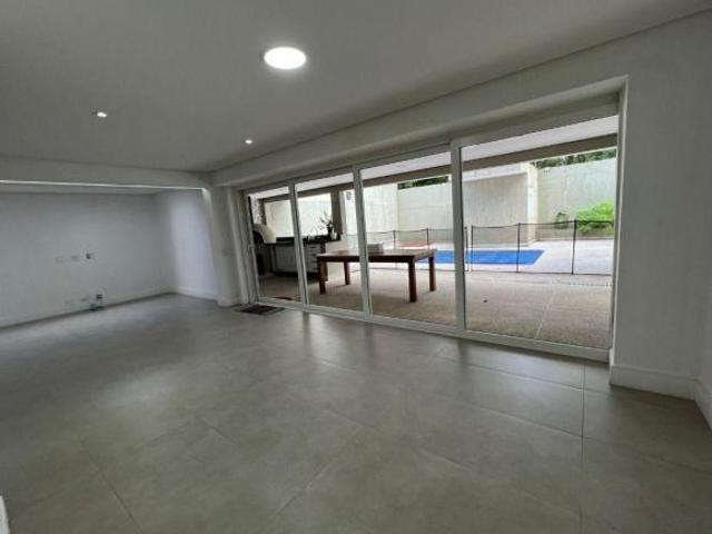 Vendo Casaaa Granja Viana condomínio fechado São Paulo II ! Com piscina !