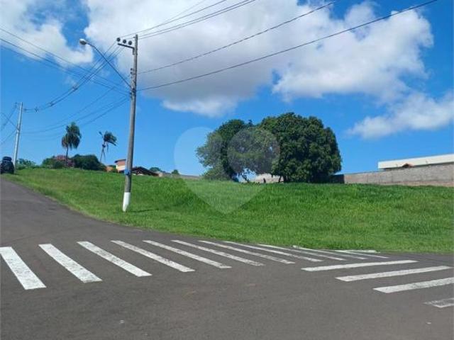 Vendo Chacara No condominio Santa Isabel em Salto SP