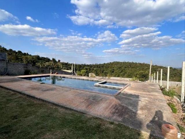 Vendo chácara de 1000m2 em Mairinque