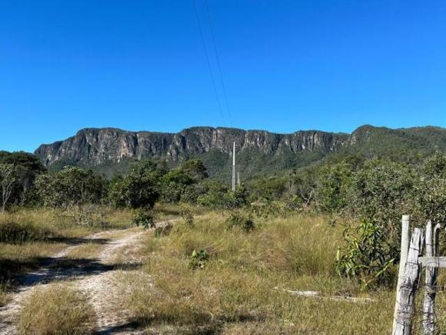 VENDO CHÁCARAS 4 HECTARES DOCUMENTADAS ENTRE TERESINA GO/CALVALCANTE