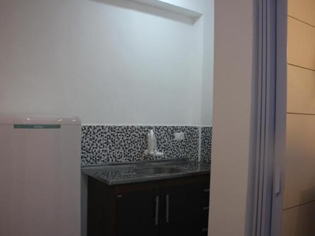 Vendo Conjunto com 8 Kitinetes no Jd. Bonfiglioli para renda, 205m²