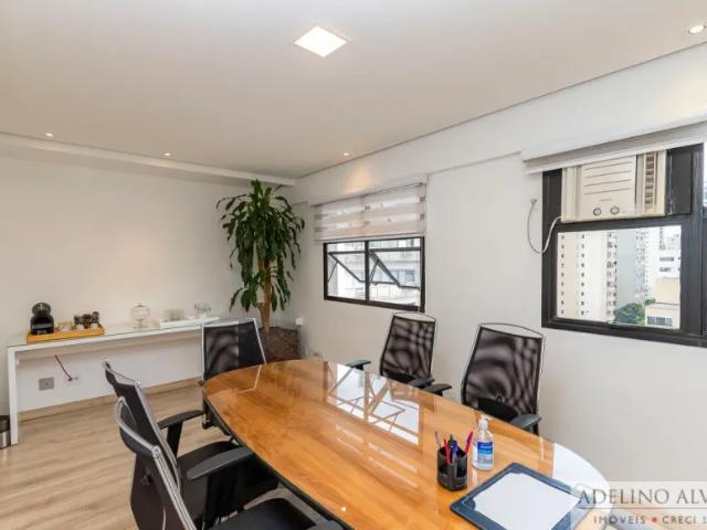 Vendo Conjunto Comercial com 350 mts, ItaimBibi Dupléx com terraço