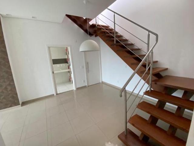 VENDO COBERTURA NO NOROESTE COM VISTA LIVRE + PISCINA PRONTO P/ MORAR!