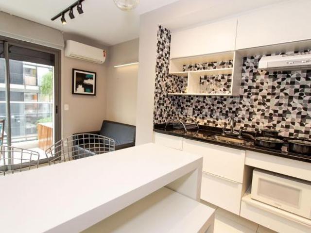 VENDO E ALUGO APARTAMENTO MOBILIADO NO CORAÇÃO DA VILA MADALENA PRONTO PARA.
