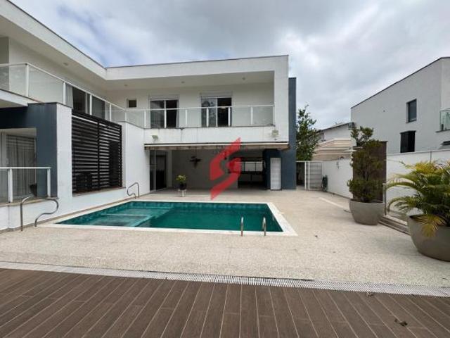 Vendo e Alugo Casa no Condomínio Belvedere – Alto Padrão