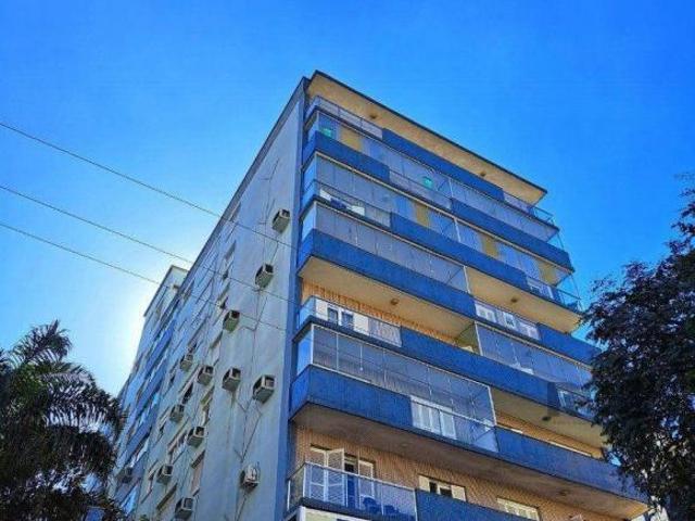 Vendo excelente cobertura com vista cinematografia, no Bairro Floresta