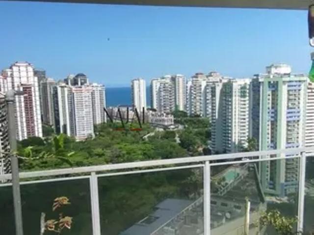 Vendo excelente cobertura 03 qtos 01 vaga Centro da Barra da Tijuca Rj