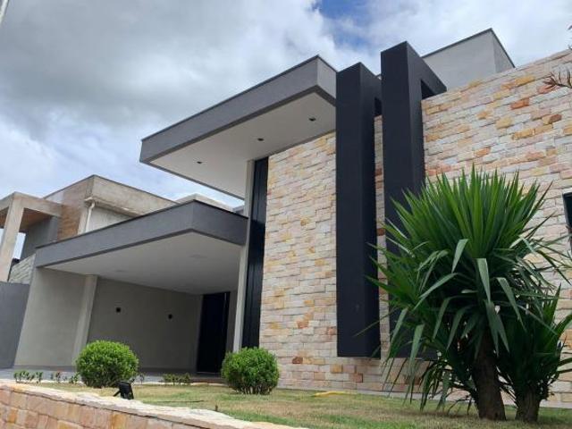 Vendo Excelente Casa ARNIQUEIRA RESIDENCIAL GOLDEN VILLE