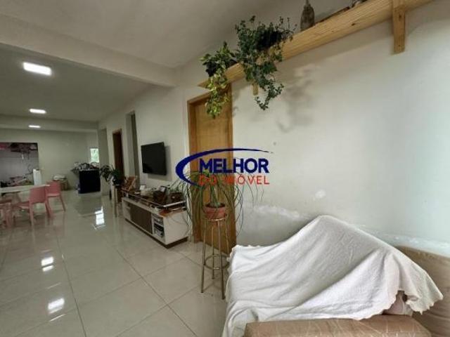 Vendo excelente casa em São Sebastião 6 quartos Aceita troca