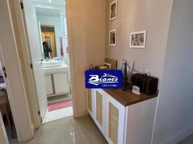 Vendo excelente apartamento com 3 vagas de gagem, 3 dorms, com 1 suite