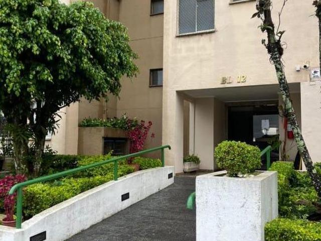 VENDO EXCELENTE APARTAMENTO NO BAIRRO VILA EMIR!