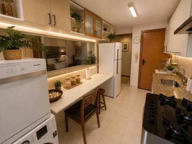 SQSW 305 BL F NASCENTE, VISTA LIVRE E COM A FACHADA REFORMADA, 94,5m²