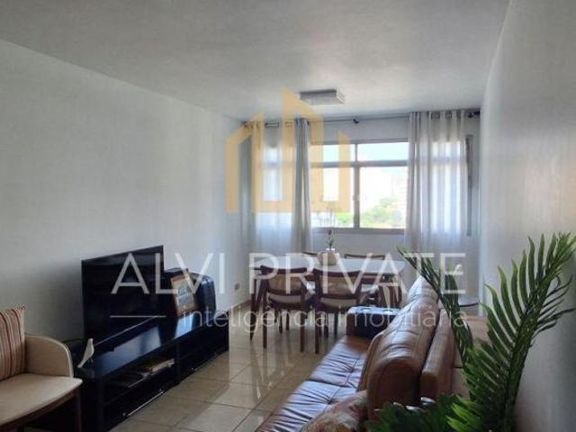 Vendo excelente e confortável apartamento reformado no coração da Pompéia perto de tudo