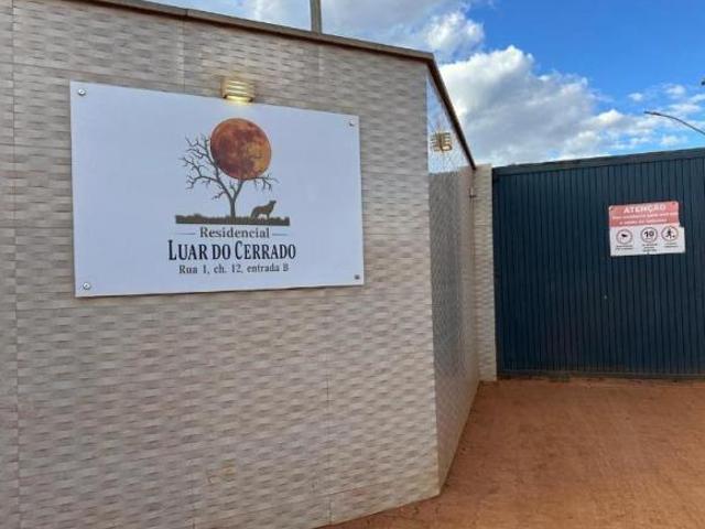 Vendo Excelente lote na 26 de Setembro em condomínio fechado