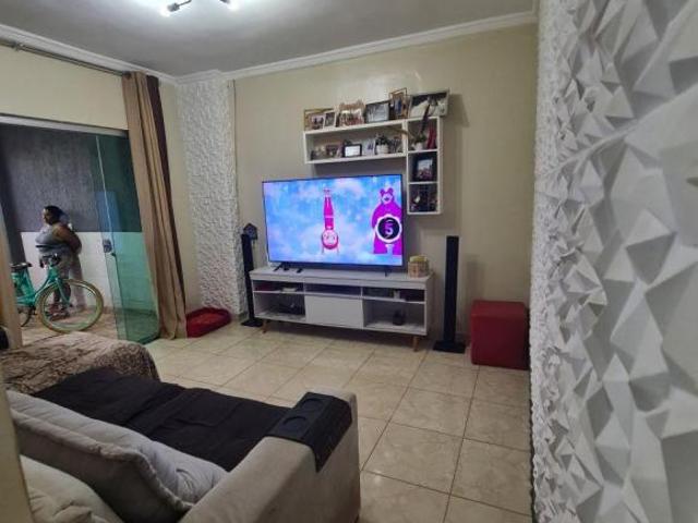 Vendo excelente sobrado no Itapoã II, ótimo opção de investimo