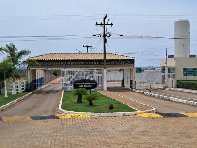 Vendo Excelente Terreno de 1500m² Condomínio Residencial Asa Branca ! 450.000 !