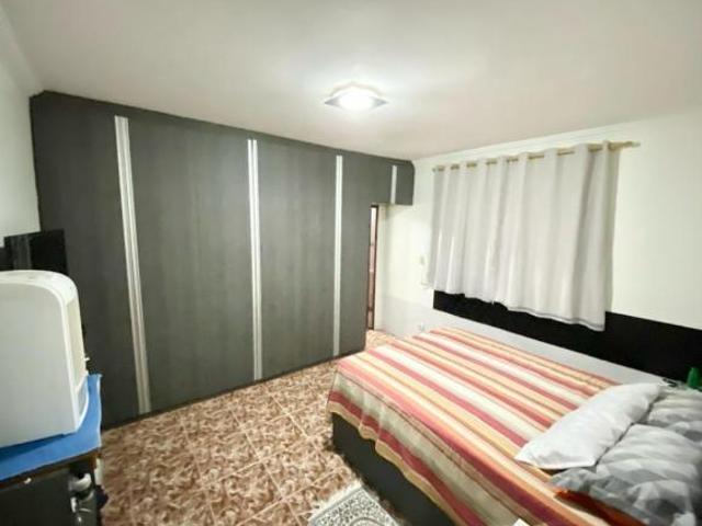 VENDO EXELENTE CASA COM ARMÁRIOS COM UM PAVIMENTO LOTE DE 800m2 98150 8787