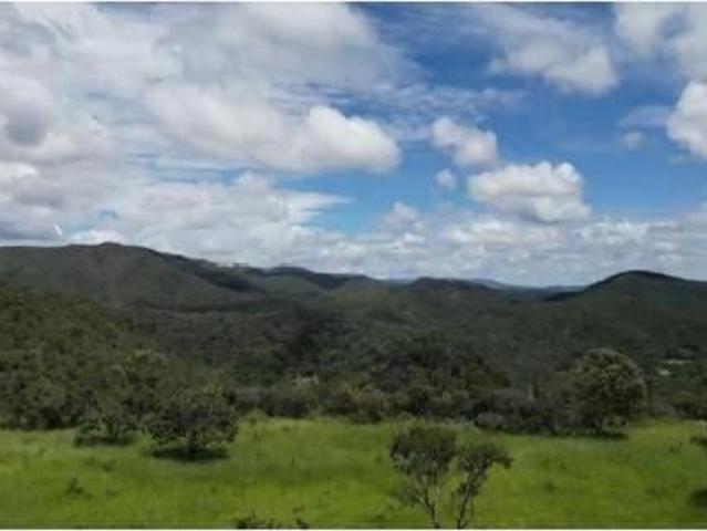 VENDO FAZENDA COM 145 HECTARES COM DUAS CASAS RIO E CACHOEIRA OPORTUNIDADE!