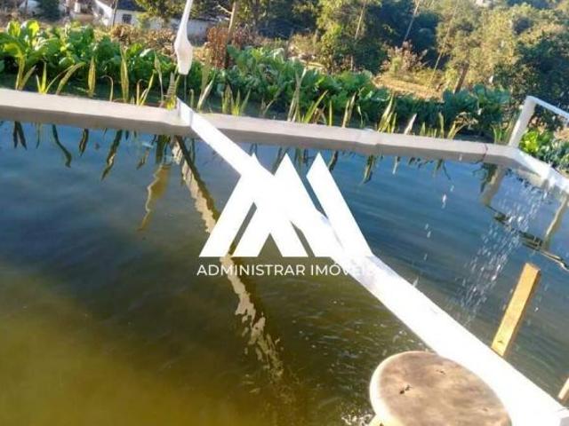 Vendo fazenda em Itatiaiuçu de 60.000m² com 03 quartos excelente localização