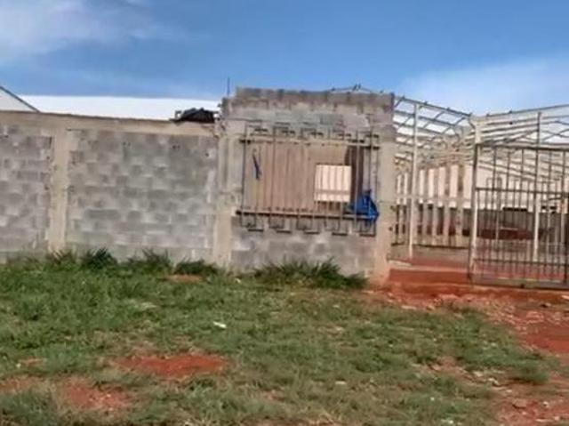 VENDO GALPÃO COM TERRENO DE 5 MIL M2 E EM PORTO SECO NO DF 98150 8787