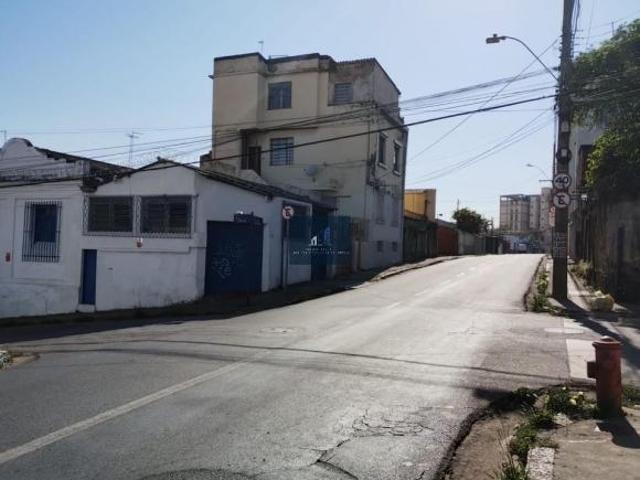 VENDO IMÓVEL COM HABITE SE NO CARLOS PRATES ÓTIMO PONTO COM POTENCIAL DE LOCAÇÃO FINANCIE!