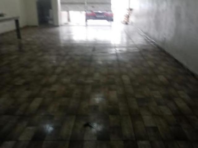 VENDO IMOVEL COM SALAO COMERCIAL E RESIDENCIAL NA ZONA SUL