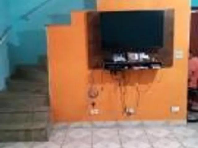 Vendo imovel com seis casas, bom para renda