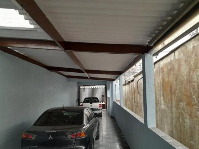 Vendo imovel com 5 vagas para garagem e 3 banheiros faco parcelado