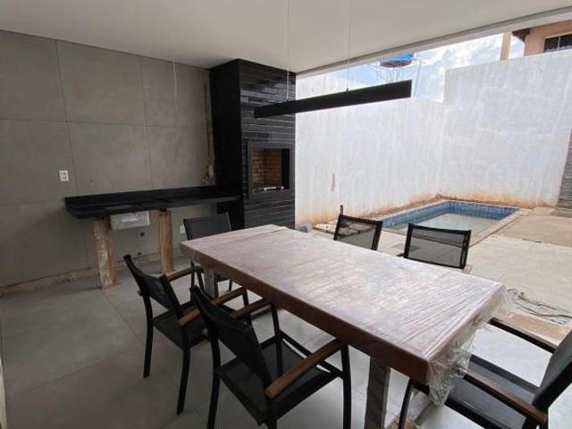 VENDO LINDA CASA NA ARNIQUEIRA MODERNA COM PLANTA SCHOW!