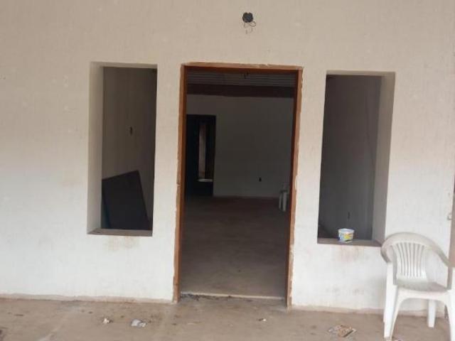 VENDO LINDA CASA NA QE 32 COM ÓTIMO PREÇO VENHA CONFERIR ESSE BELÍSSIMO