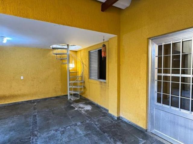 VENDO LINDA CASA NO BAIRRO JARDIM ALZIRA!