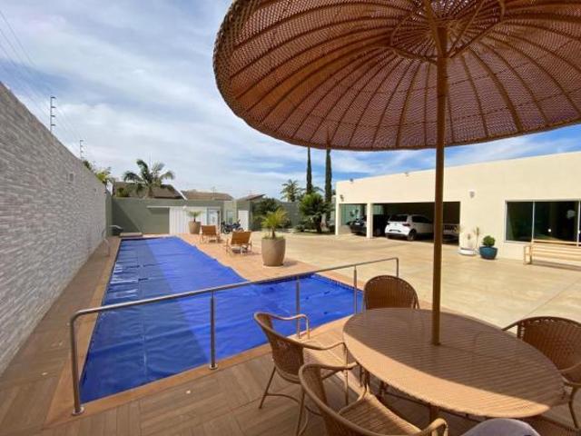 VENDO LINDA CASA NO VICENTE PIRES COM VARANDA