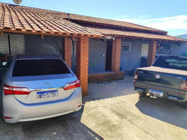 Vendo linda casa Assobradada